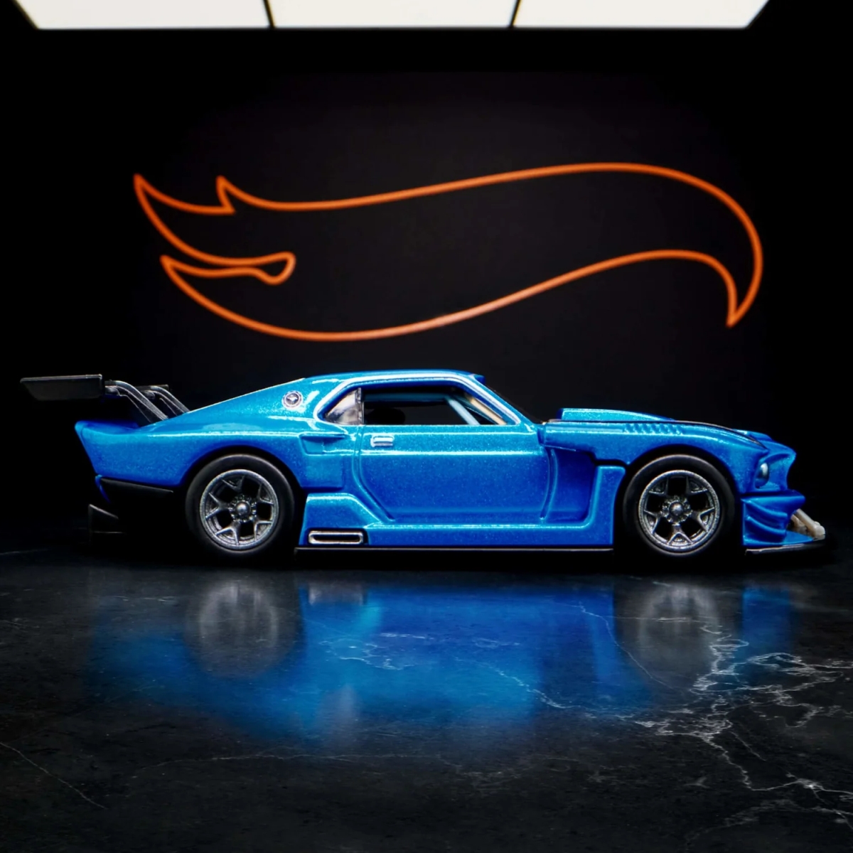 Hot Wheels - HWC Elite 64 Series Modified '69 Ford Mustang - Blue HGW13 ...